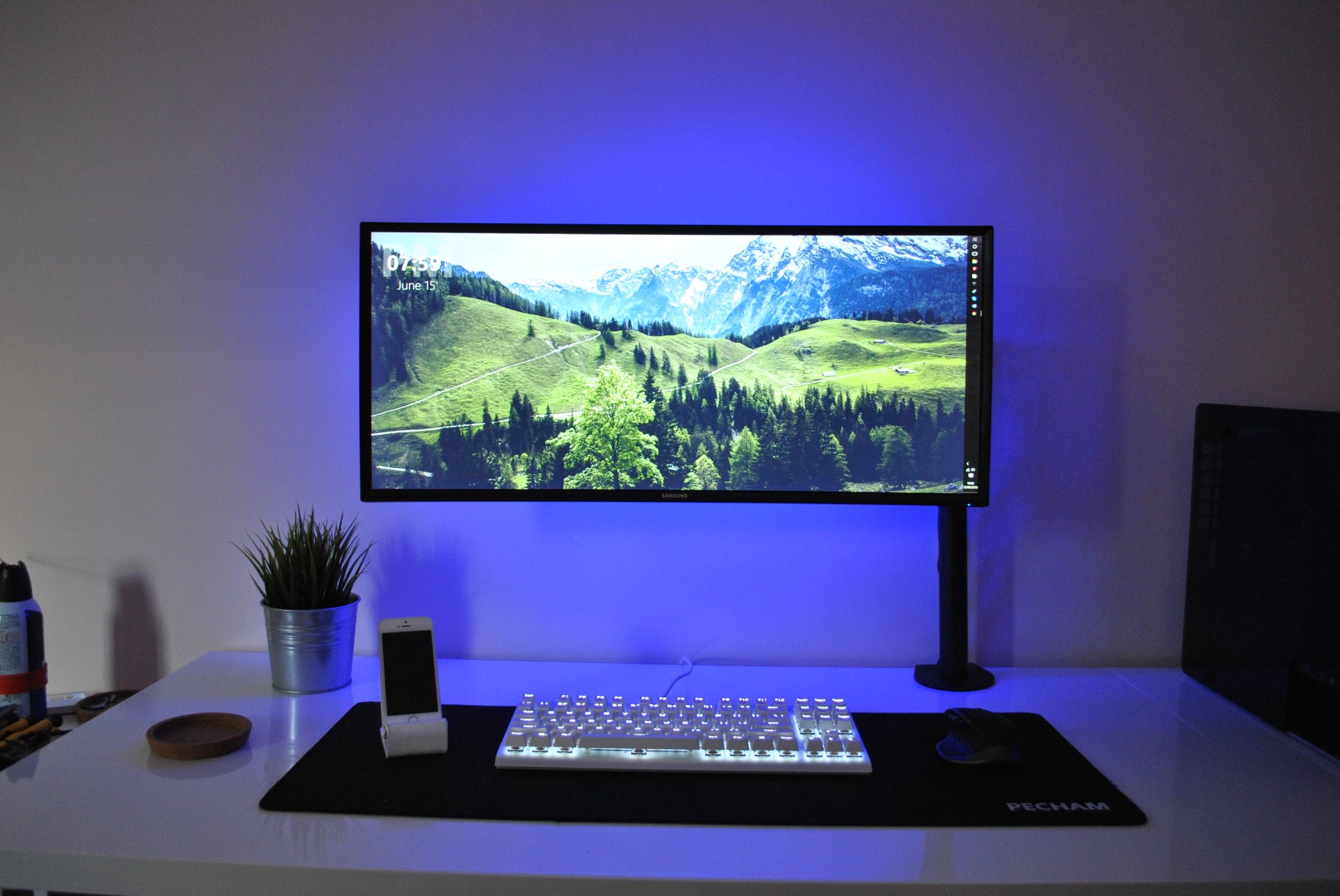 Minimal Setups – The Gear Journal